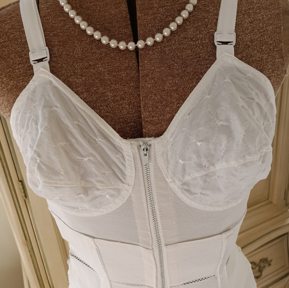 Vintage | Intimates & Sleepwear | Authentic 95s Union Made White ...